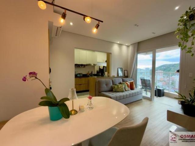 Apartamento Semidecorado à Venda no Campo Grande, Santos/SP / 1 Dormitório e Vaga