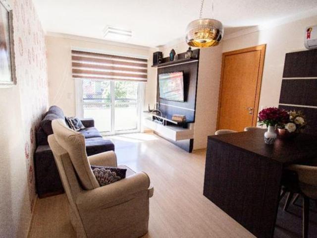 Apartamento Semimobiliado no Madureira