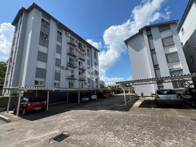 Apartamento semimobiliado no Ana Nery