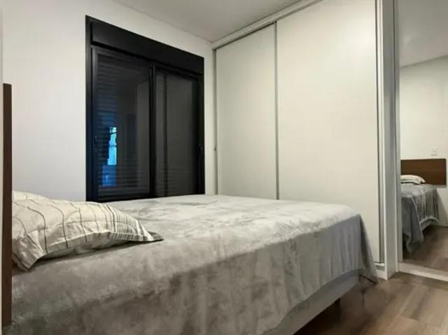 Apartamento semimobiliado no bairro Anita Garibaldi em Joinville/SC