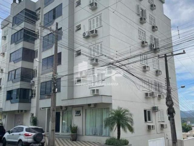 APARTAMENTO SEMIMOBILIADO NO BAIRRO DOM VICENTE