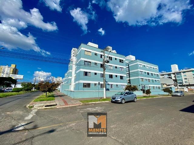 Apartamento semimobiliado no São Cristóvão