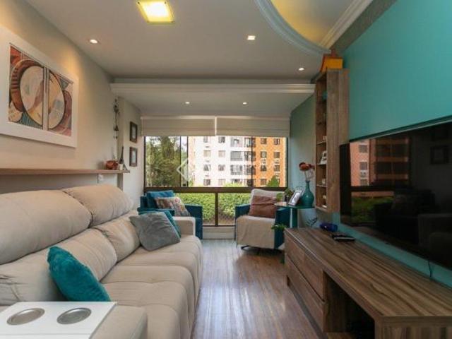Apartamento semimobiliado no Villagio di Roma
