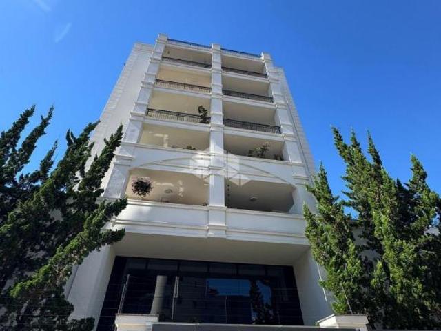 Apartamento Semimobiliado à Venda Bairro Exposição em Caxias do Sul