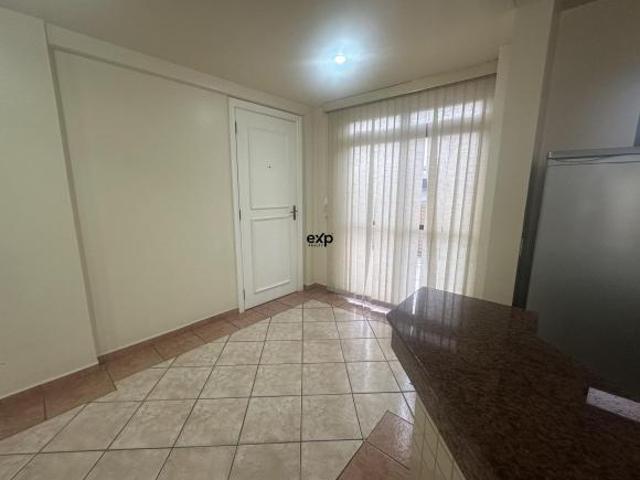 Apartamento Semimobiliado à Venda | Edifício Madrid