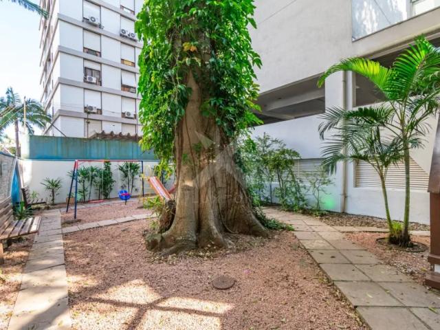Apartamento semimobiliado a venda no bairro Moinhos de Vento!