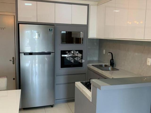 Apartamento Semimobiliado à Venda no Bairro Monte Verde