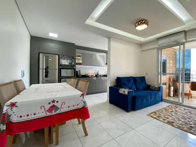 Apartamento semimobiliado á venda no bairro Noal