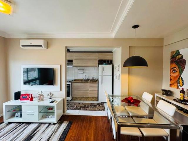 Apartamento 100% Mobiliado à Venda no Bairro Partenon – 2 Dormitórios, 1 Suíte