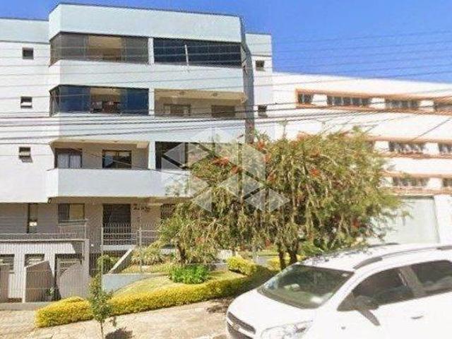 Apartamento semimobiliado à venda no bairro Sagrada Família, Caxias do Sul/RS