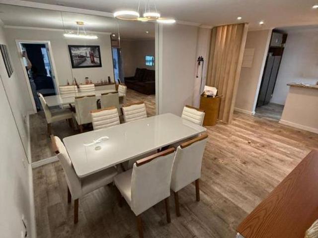 Apartamento semimobiliado à venda na Aviação, em Praia Grande SP