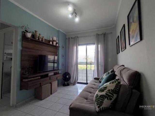 Apartamento semimobiliado à venda na Nova Mirim, em Praia Grande SP