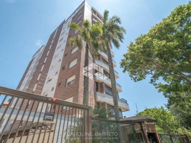 Apartamento semimobiliado com 2 dormitórios, sacada, andar alto no Petrópolis com 2 vagas