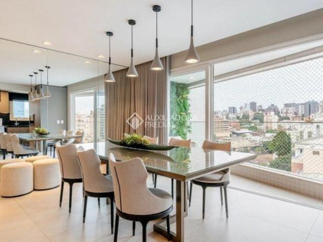 Apartamento semimobiliado com 3 dormitórios no bairro Auxiliadora