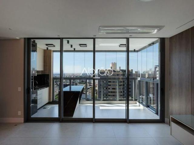 Apartamento semimobiliado com 3 quartos à venda no