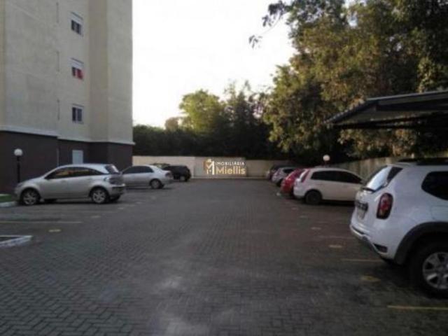 Apartamento Semimobiliado com Churrasqueira e Piscina em Cecília, V