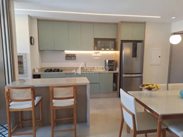 Apartamento semimobiliado com dois dormitórios, a 800m do mar balneário camboriú