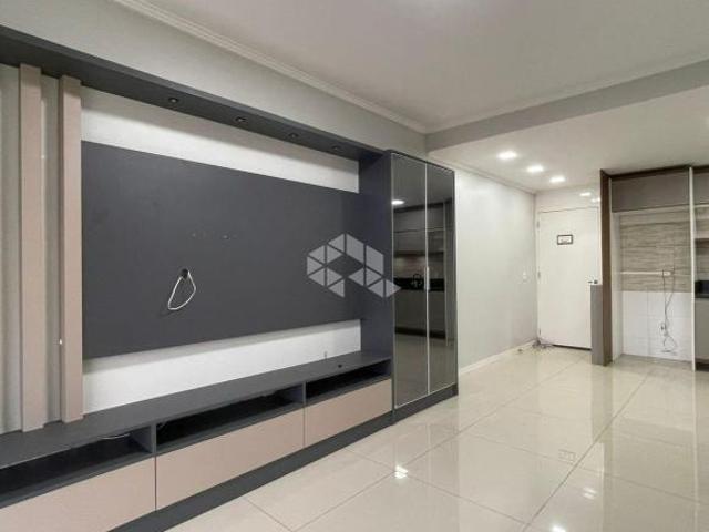 Apartamento semimobiliado de 2 dormitórios em Vera Cruz