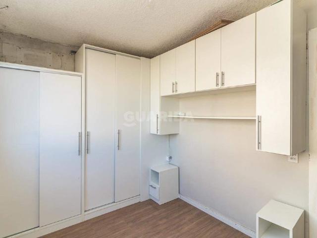 Apartamento semimobiliado de 2 dormitórios no bairro Sarandi. COD: 23787