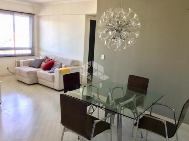 apartamento semimobiliado em andar alto no Rio Branco em Porto Alegre