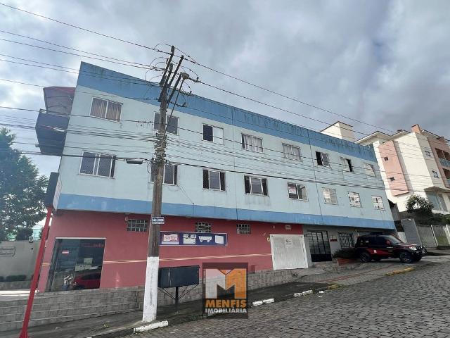 Apartamento semimobiliado próximo a Udesc