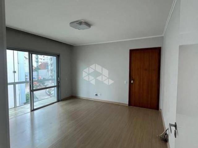 Apartamento Semimobiliado 3 Dormitórios no Bairro Exposição em Caxias do Sul