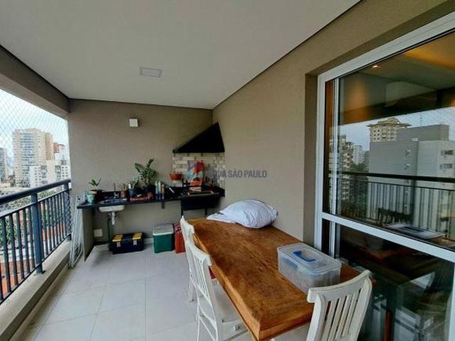 Apartamento seminovo, Varanda Gourmet, ar condicionado, 2 Vagas e Lazer! Prox. Metrô Pça. Arvore