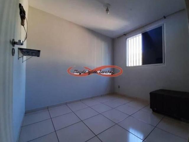 APARTAMENTO SEMINOVO À VENDA NA RUA AGRIMENSOR SUGAYA COLÔNIA