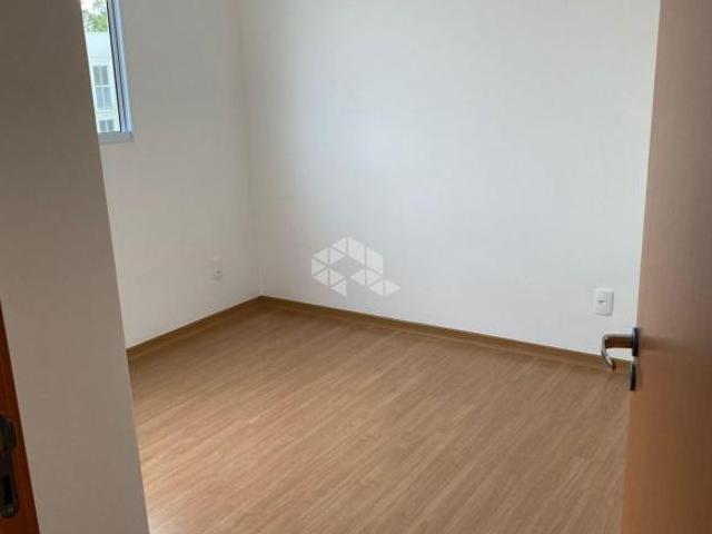 Apartamento Seminovo à Venda no bairro Restinga, Porto Alegre