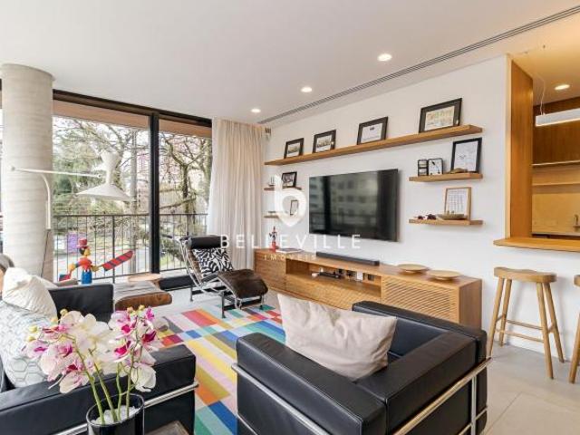 APARTAMENTO SENDO VENDIDO COM TODOS OS MÓVEIS E EL