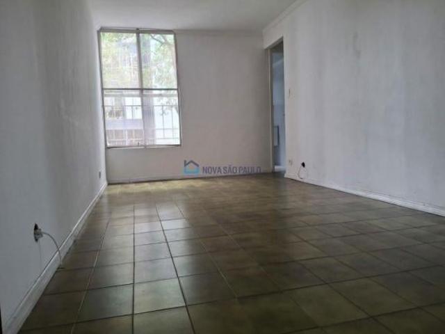 Apartamento Shopping Plaza Sul, supermercados, bancos, escolas, drogarias, feiras livres, UBS