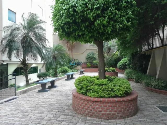 Apartamento Shopping Plaza Sul, supermercados, bancos, escolas, drogarias, feiras livres, UBS