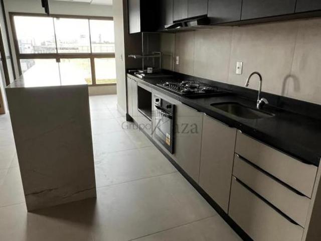 Apartamento Signature Royal Park 2 Suítes • 85m² • Alto Padrão