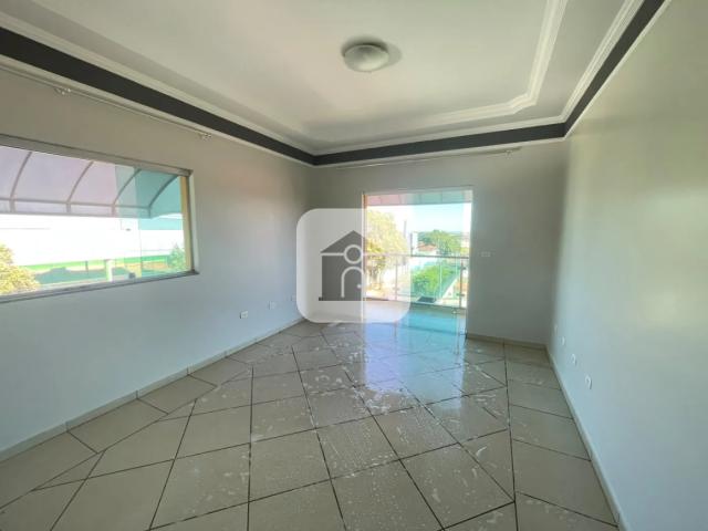 Apartamento sobrado para locação no bairro Marta Helena