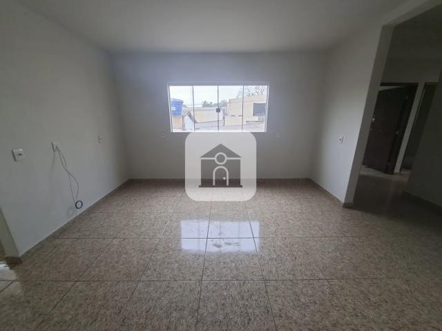 Apartamento sobrado para locação no bairro Martins