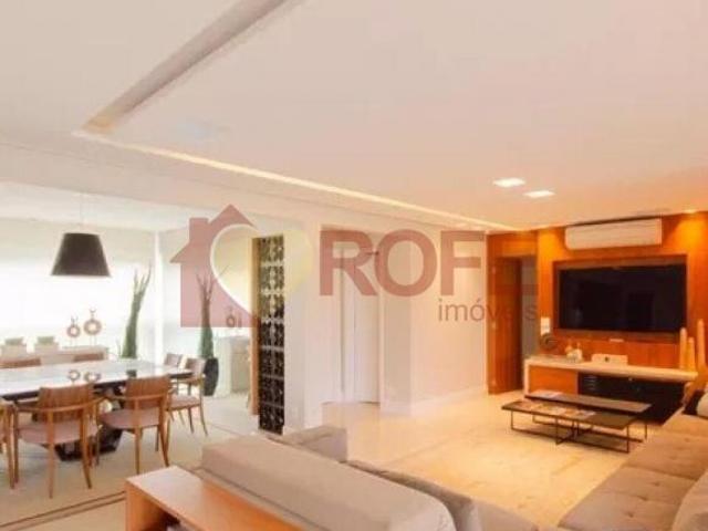 Apartamento sofisticado à venda com 198 m2, 3 dormitórios,4 vagas na Vila Mariana!