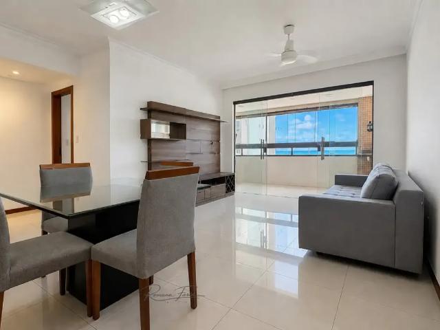 Apartamento sofisticado com 94m², muito bem distribuídos,vista mar