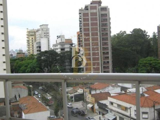 Apartamento sofisticado em andar alto e localização cobiçada na Vila Nova Conceição