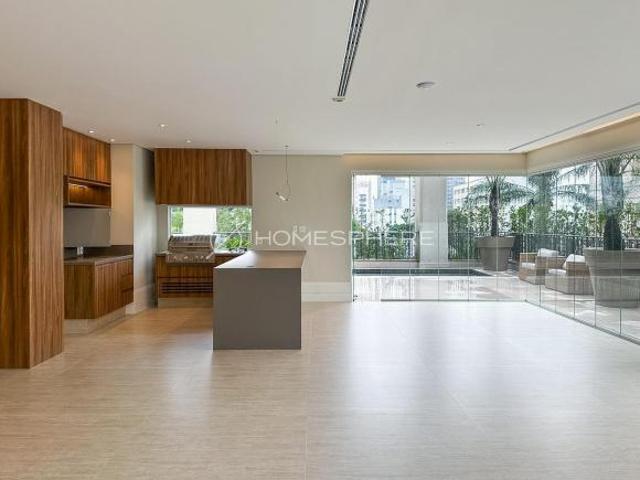 Apartamento Sofisticado Garden Duplex com 893 m², 5 suítes à venda no bairro Vila Olímpia