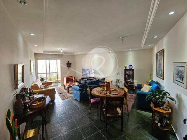 Apartamento com sol da manha na Vila Itapura em Campinas com 4 Dormitórios, Suíte, Varanda e 2 garag
