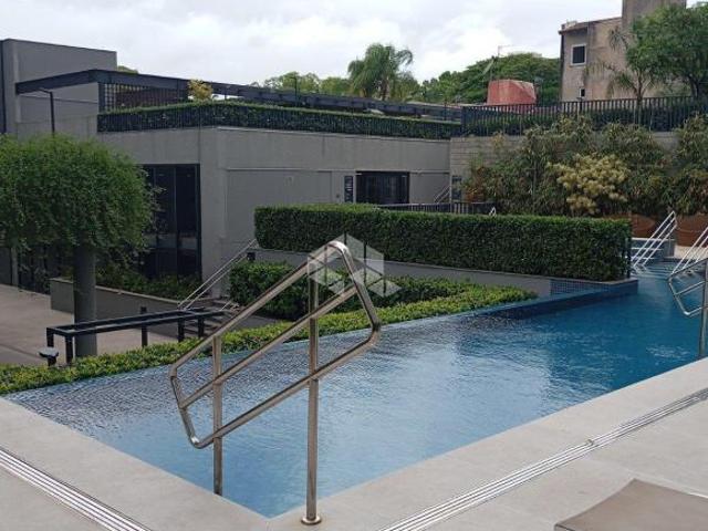 APARTAMENTO/ STUDIO 1 DORMITÓRIO COM 1 VAGA COBERTA E ESCRITURADA BOA VISTA