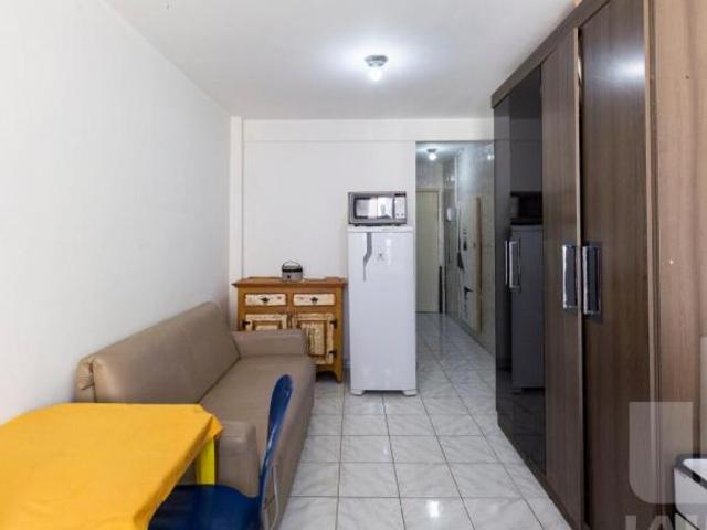 Apartamento Studio com 1 Dorm em Consolação