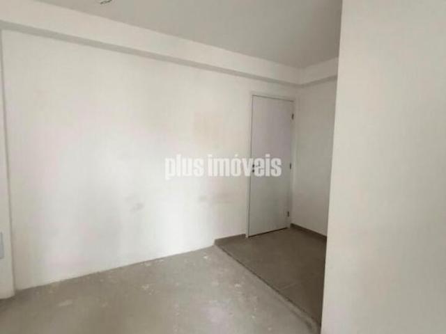 Apartamento Studio com 33,6 m² e 1 Vaga de Garagem