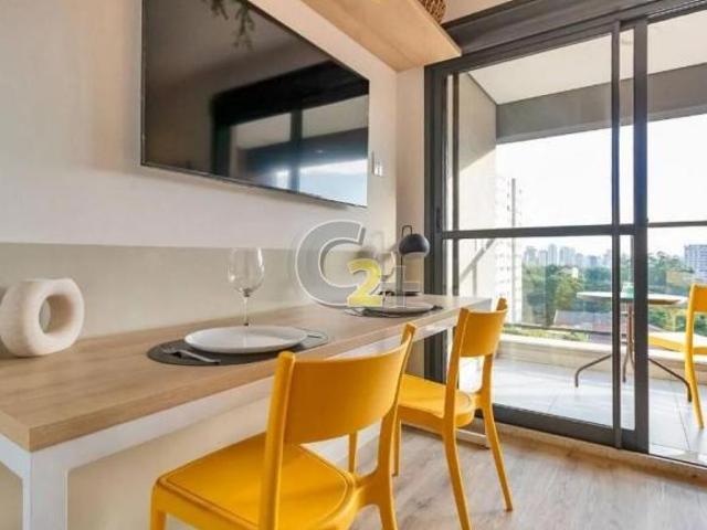 Apartamento studio á venda em Pinheiros mobiliado, 1 quarto, 1 suíte, sem vaga de garagem