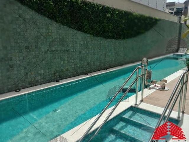 Apartamento Studio à venda No Tatuapé: 1 quarto, 1 sala, 1 banheiro, Sacada, Portaria 24 horas, Pisc