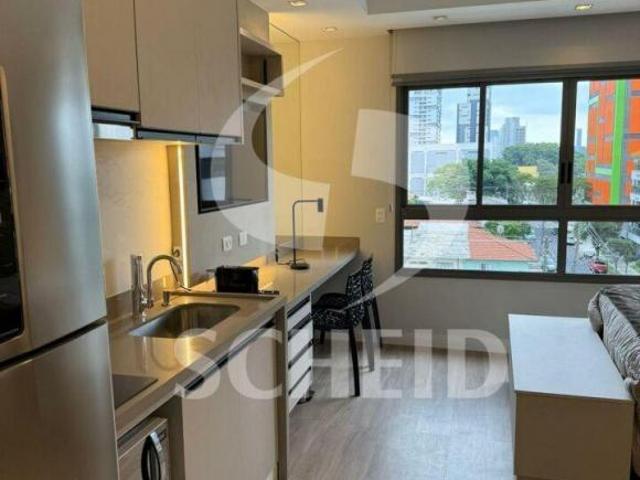 Apartamento studio à venda no Campo Belo, 28 m², mobiliado,1 dormitório, 1 sala, 1 banheiro