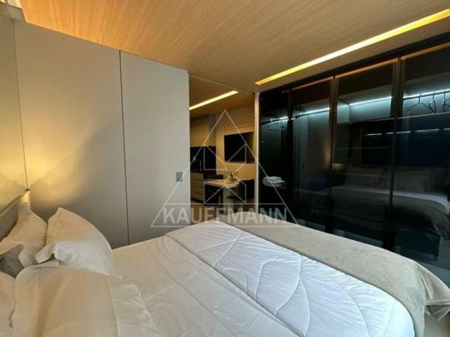 Apartamento Studio à Venda ou Locação no Itaim Bibi 1 dormitório 1 suíte em 27m²