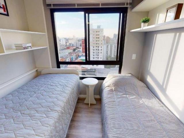 Apartamento Studio Mobiliado Compacto Condomínio Clube no Centro de Curitiba