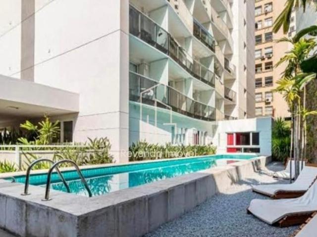 Apartamento Studio Moderno ao lado do Metrô Luz Oportunidade no Centro de São Paulo!