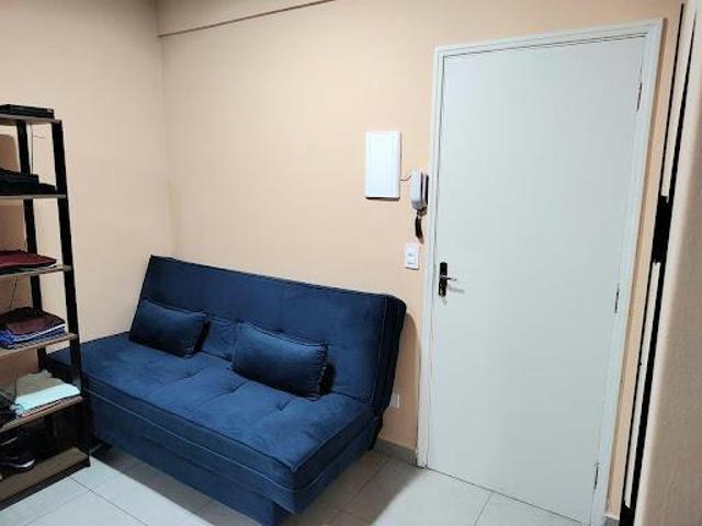 Apartamento STUDIO meia quadra da praia, vaga e portaria 24h Gonzaga em Santos